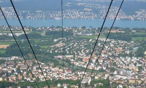 Adliswil Carte et Image Satellite